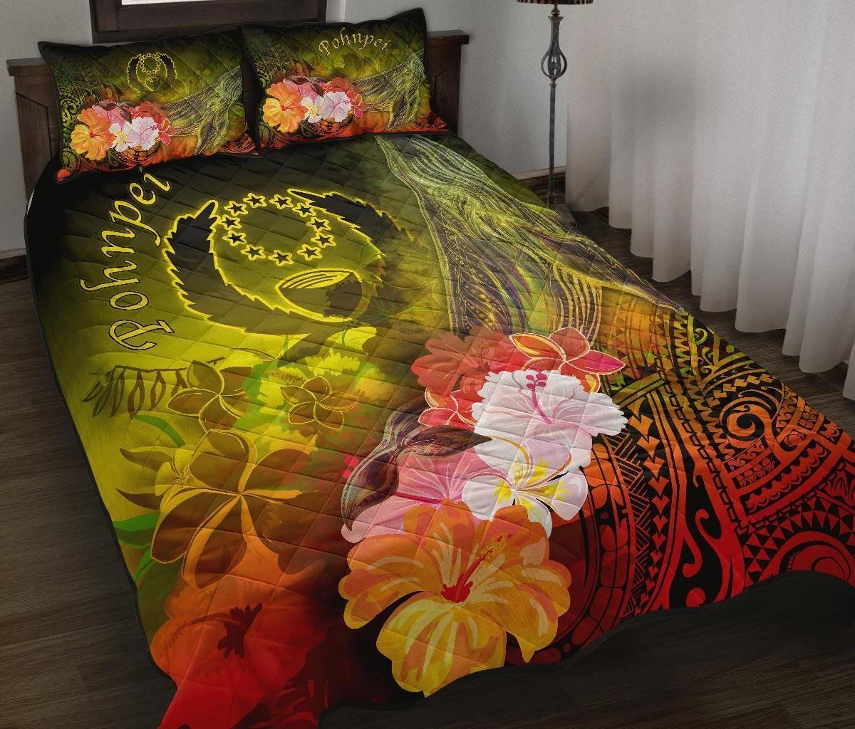 Pohnpei Quilt Bed Set - Humpback Whale with Tropical Flowers (Yellow ...
